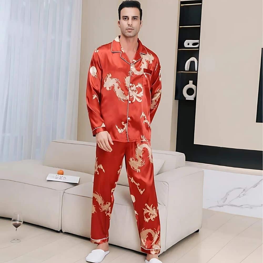 Pyjama en satin pour homme avec motifs dorés • Tous en Pyjama